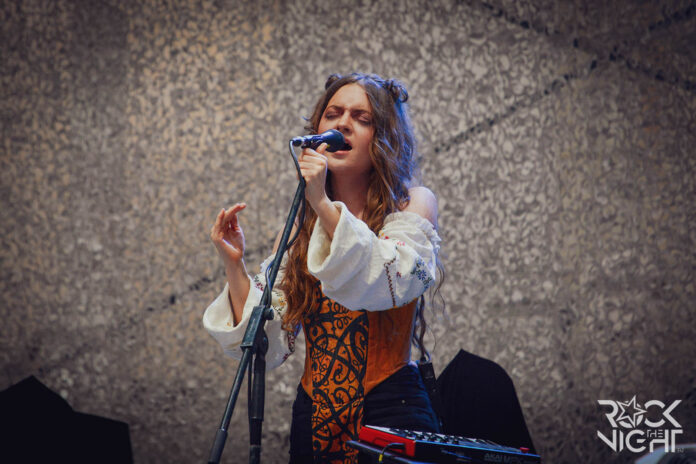 Интервю с Katrine Stenbekk, Florian Winter и Jogeir Mæland (Kalandra ...