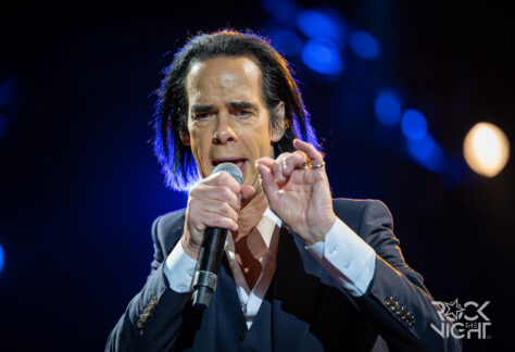 Чуйте неиздаваната преди песен на Nick Cave & The Bad Seeds "Earthlings"